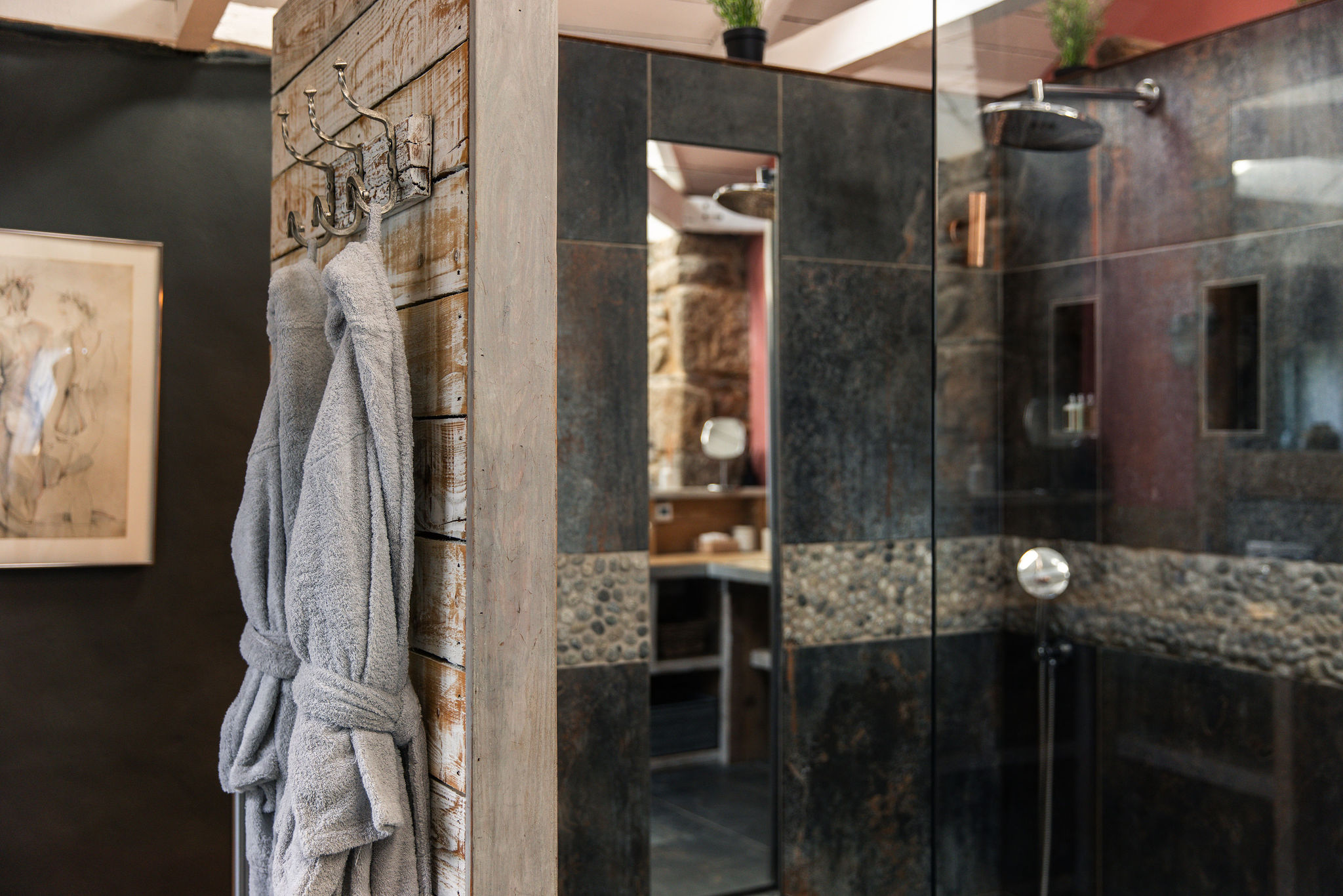Harbour Moon | Romantic Cottage On Seafront | Sand & Stone Escapes