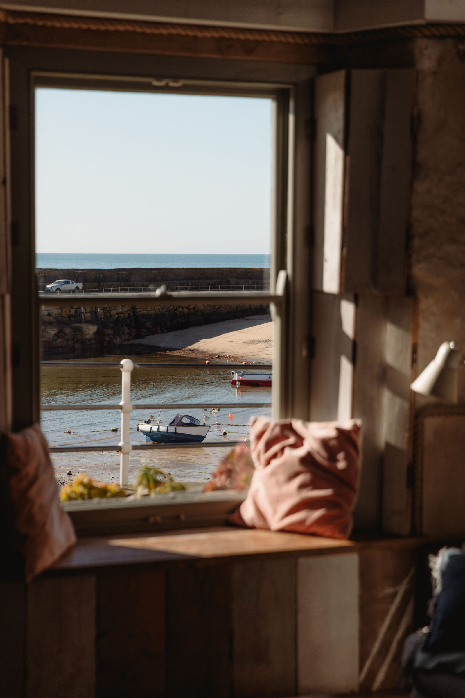 Harbour Moon | Romantic Cottage On Seafront | Sand & Stone Escapes